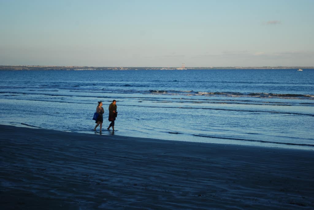 Walk on the Beach Photo | Download free images from Mystock