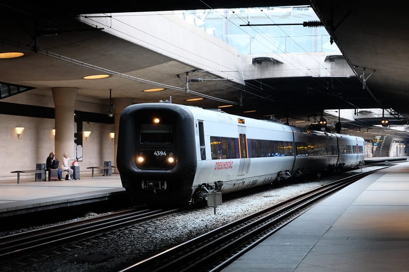 Copenhagen Train Arriving in Station Photo | Download free images from ...